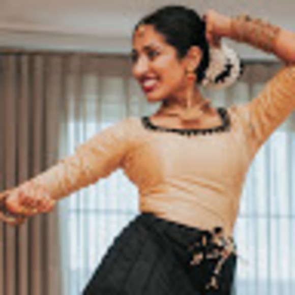 Annette's Closet (@annette_11x) | Poshmark